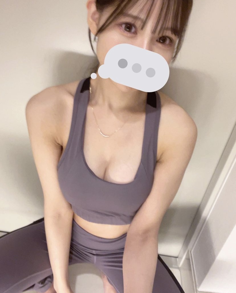 丸の内OLノかすみ(@OLnoKasumi) さんの裏垢画像・動画 – 裏垢女子ランキングナビ