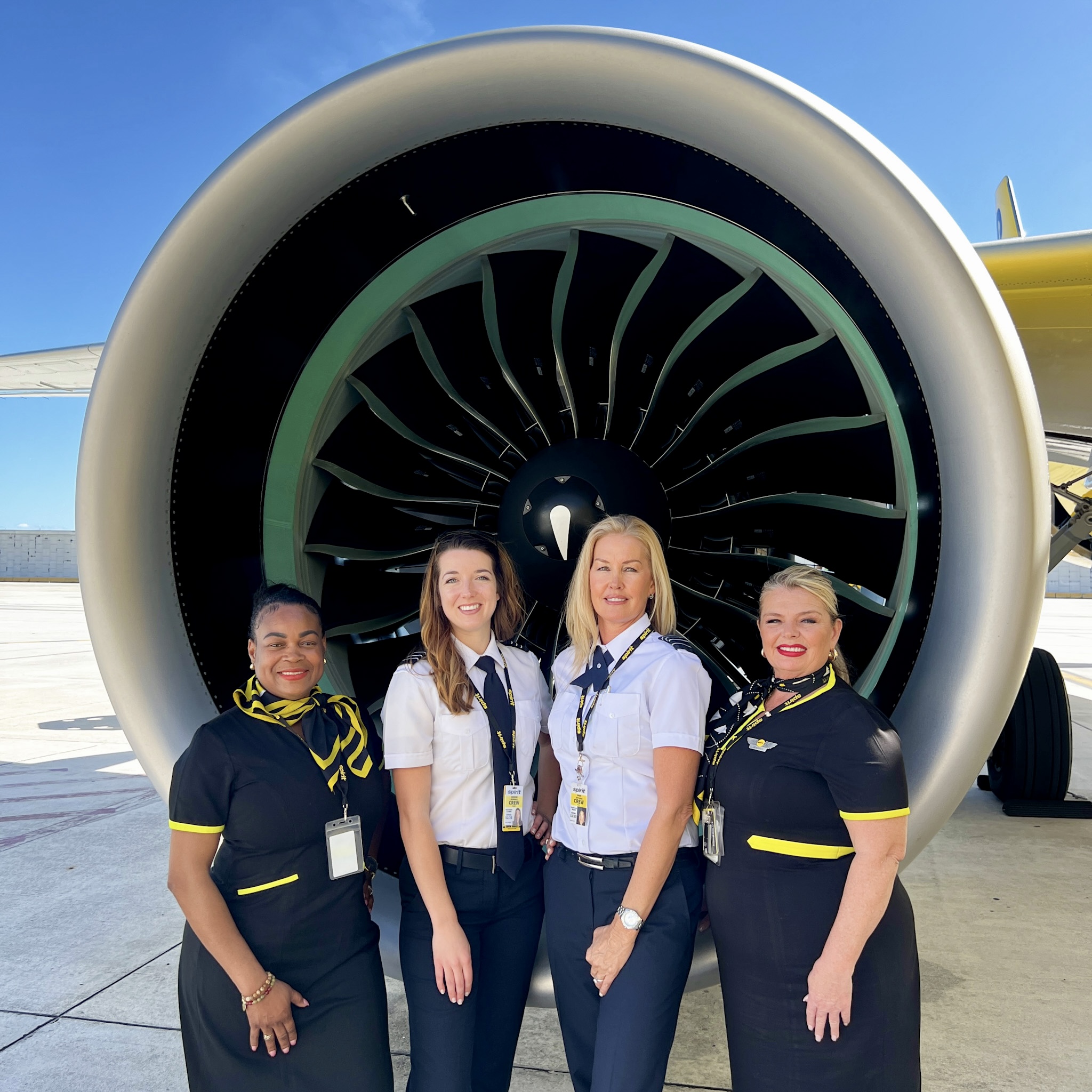 Spirit Airlines Cabin Crew Money Losing Spirit Stops Hiring Flight