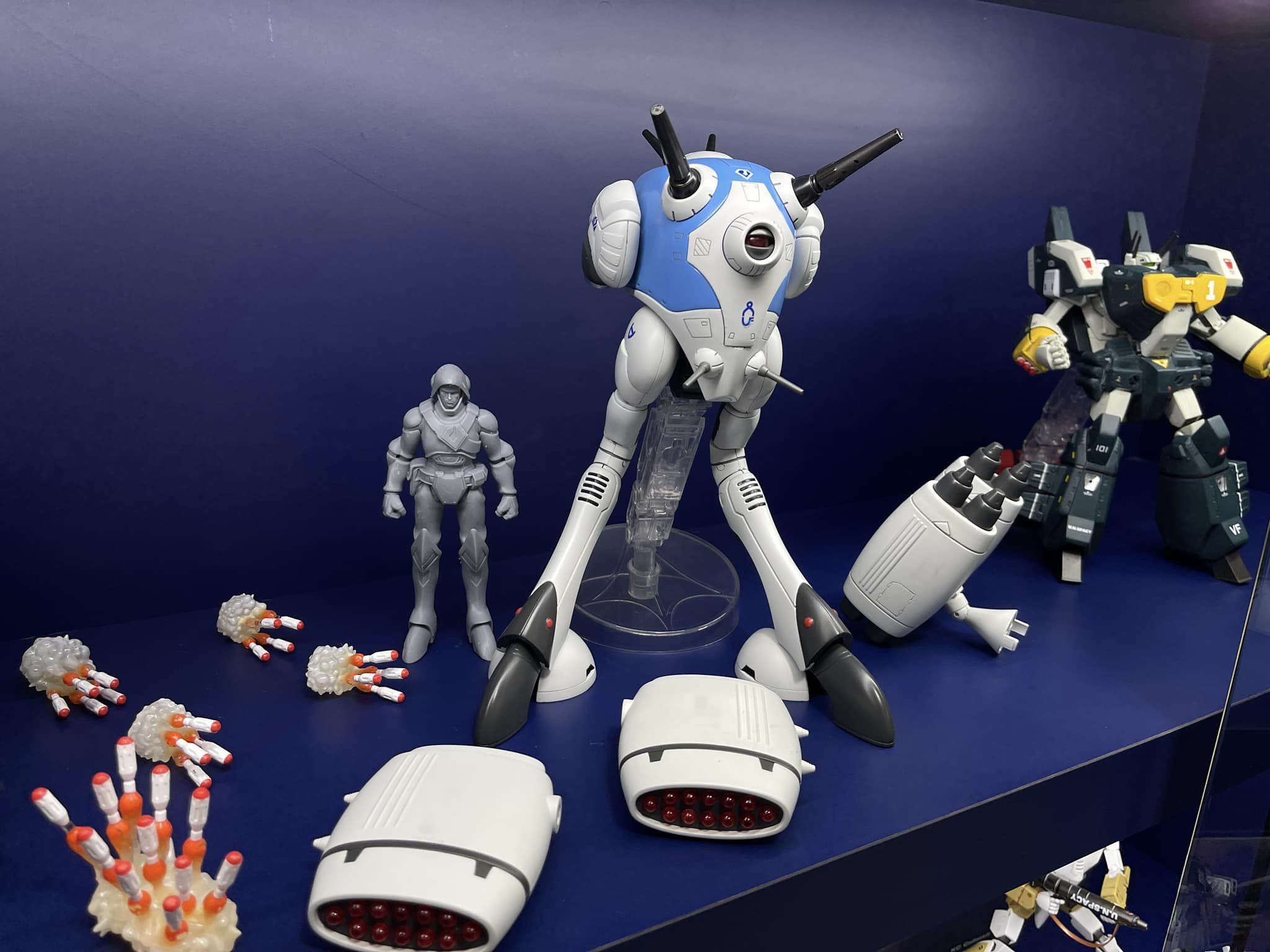 Robotech Toys 80s Vintage 1985 80s Matchbox Harmony Gold Robotech Lisa