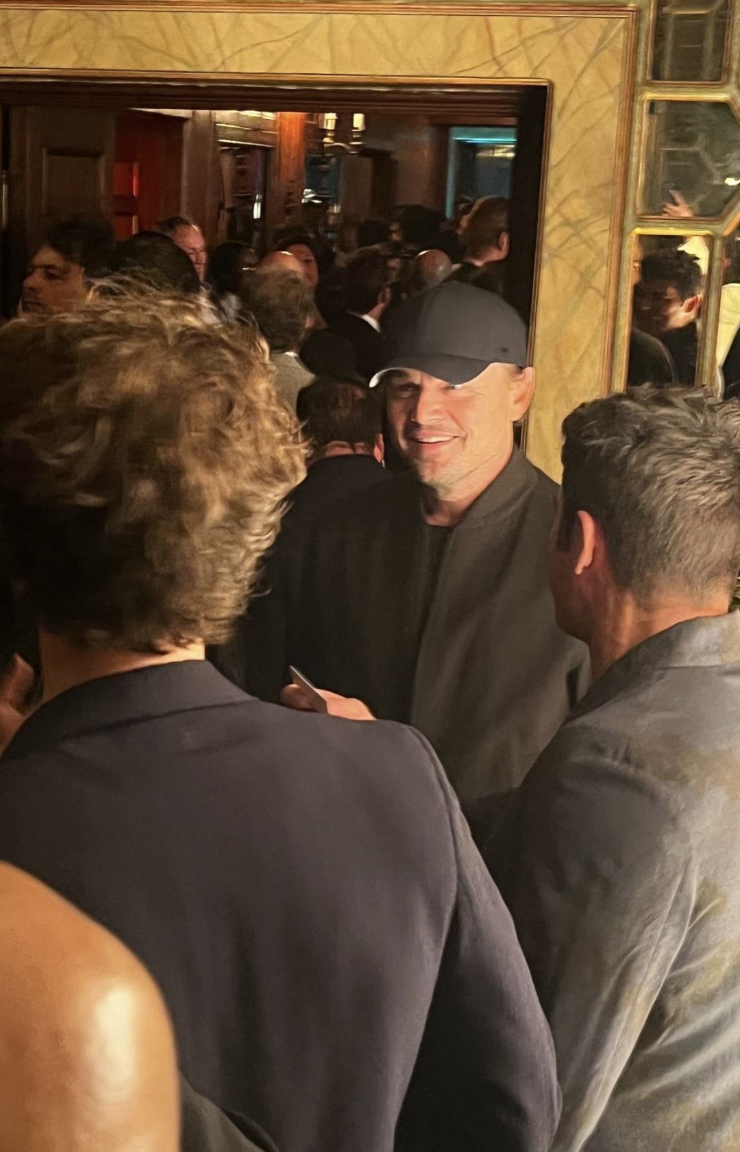 Barbe De Leonardo Dicaprio 2024 Leonardo DiCaprio, Barbu Pour Armani