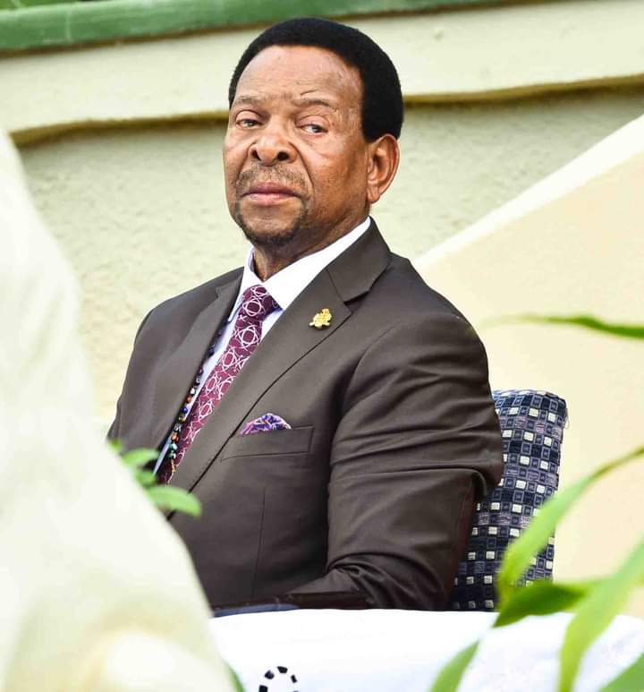 Ungelengele akalingani nantaba inkabi kaBhusha ethandwa izibawu inkosi ...