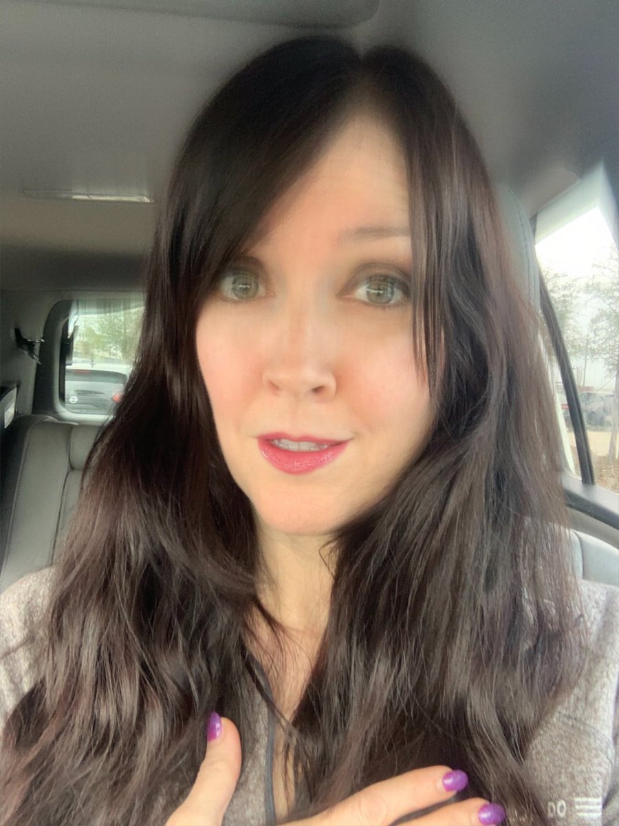 Robin Hun's Instagram, Twitter & Facebook on IDCrawl