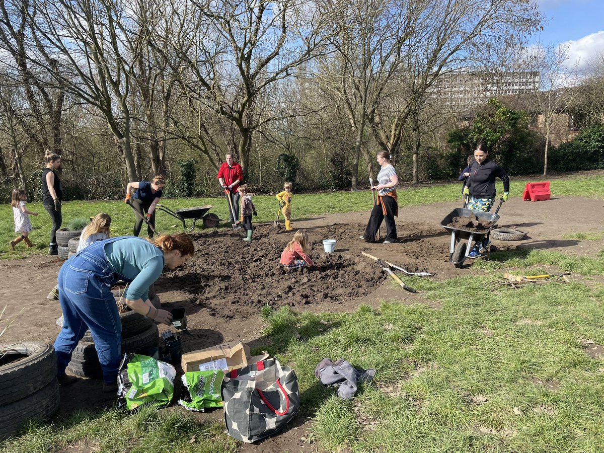 St Mark's Primary School - a Community School in Hanwell, west London