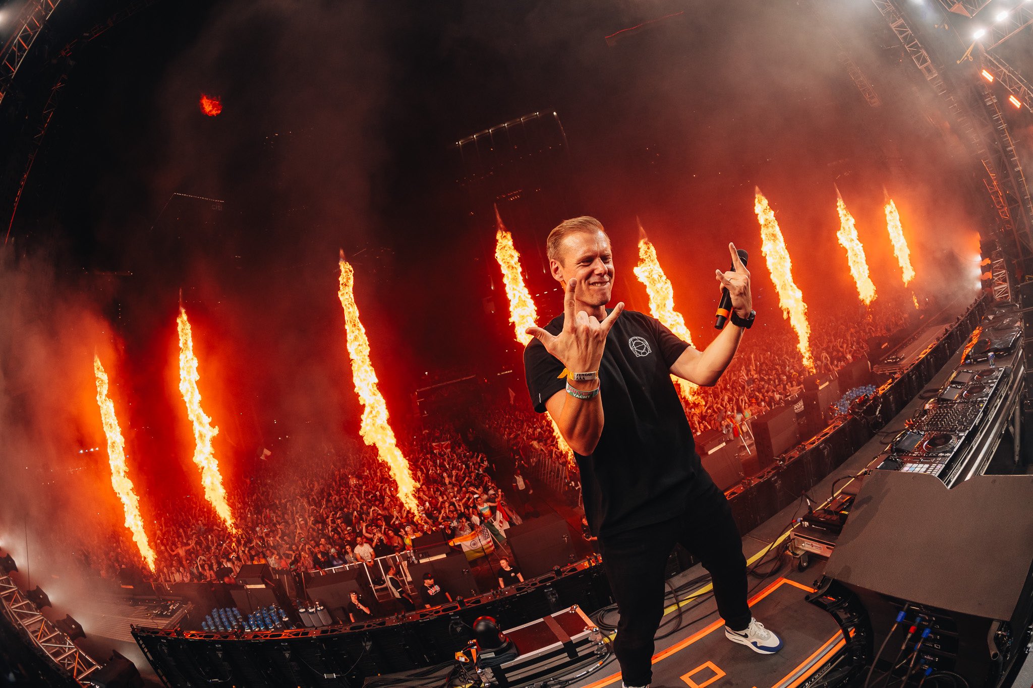 Armin Van Buuren Ultra