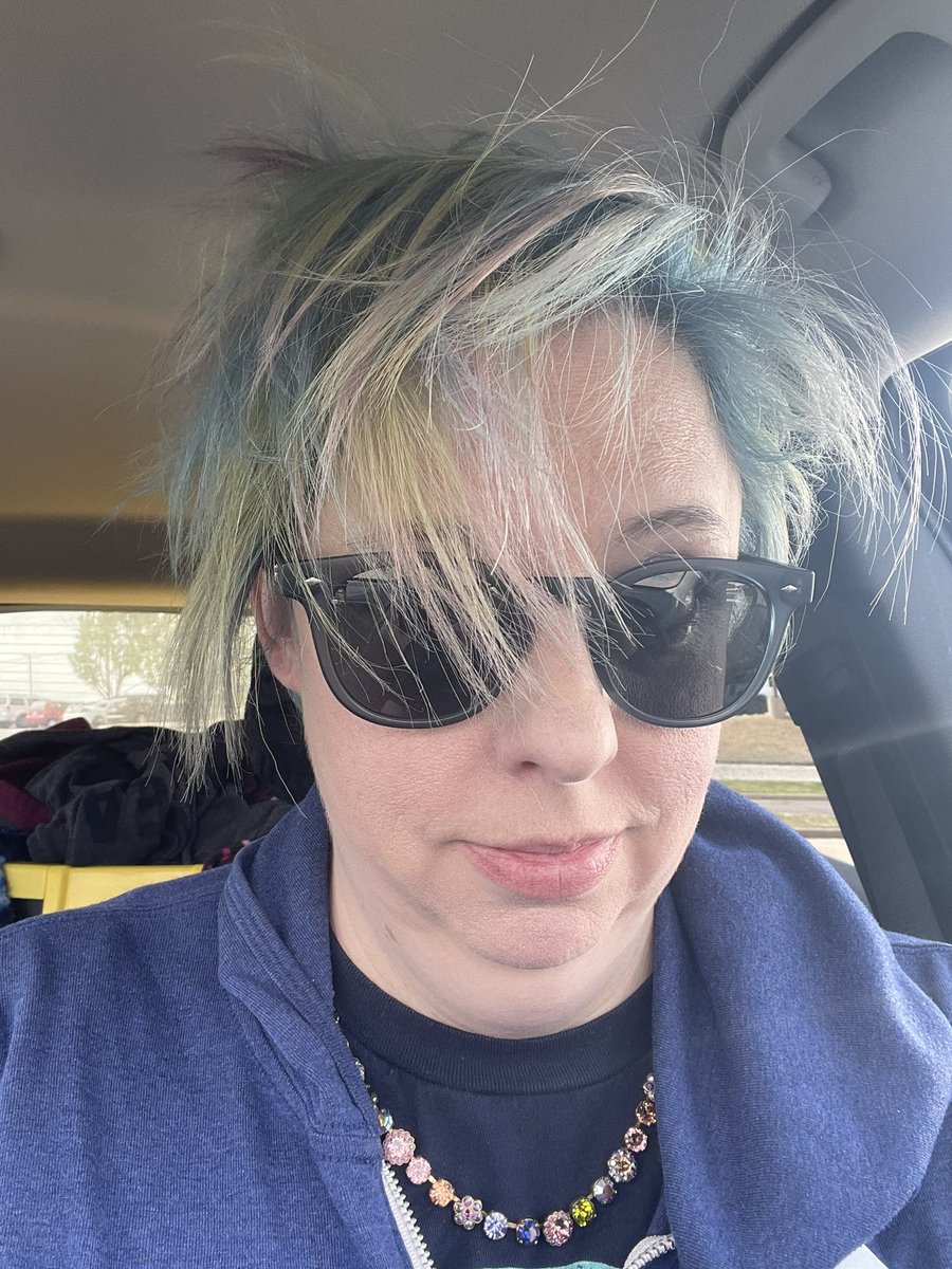 Lydia Wallace's Instagram, Twitter & Facebook on IDCrawl