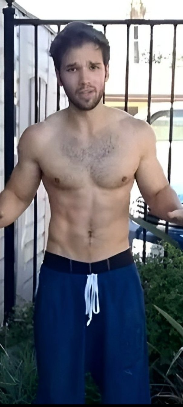 Nathan Kress 2024 Muscles