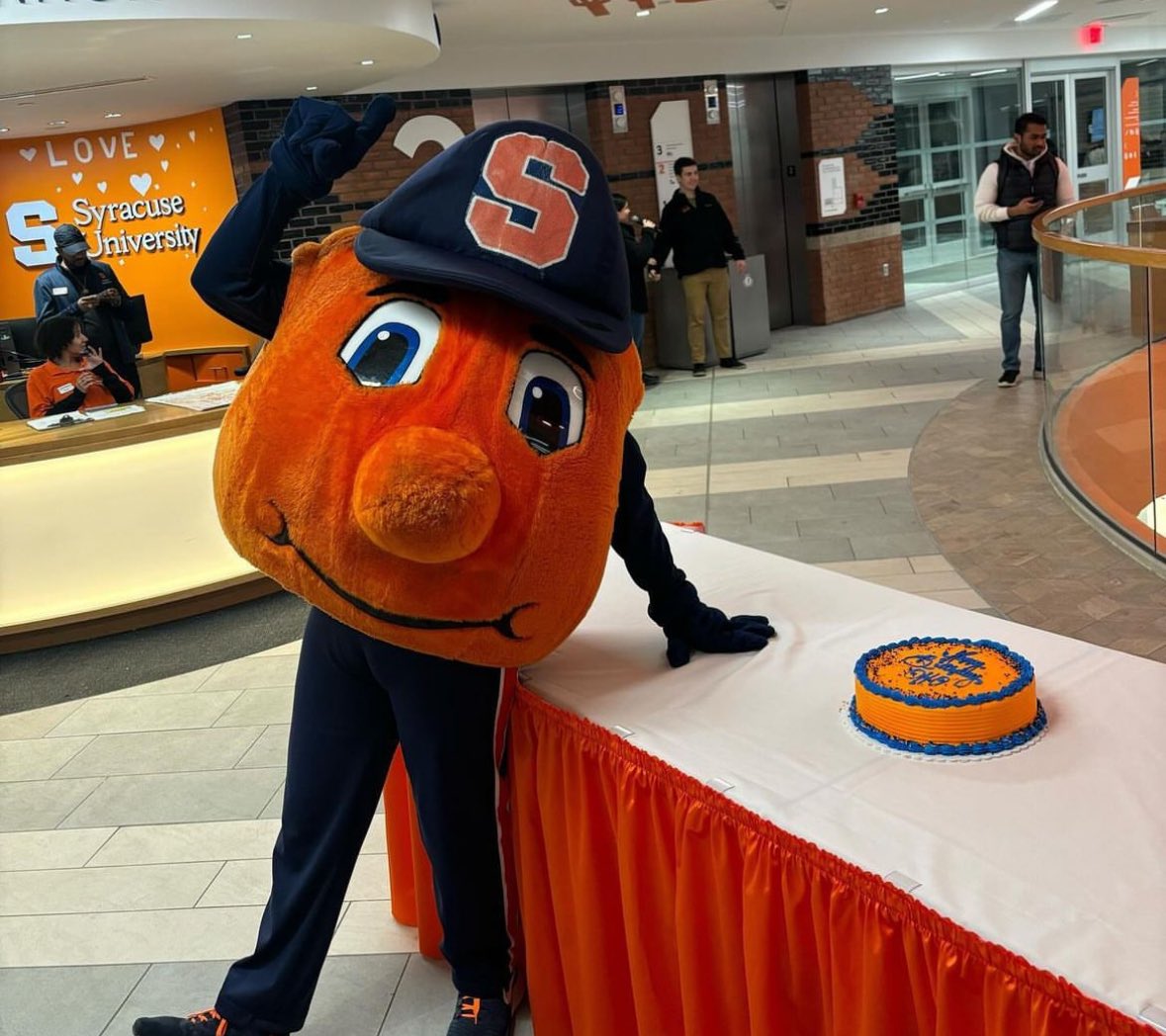What Is Syracuse College Mascot