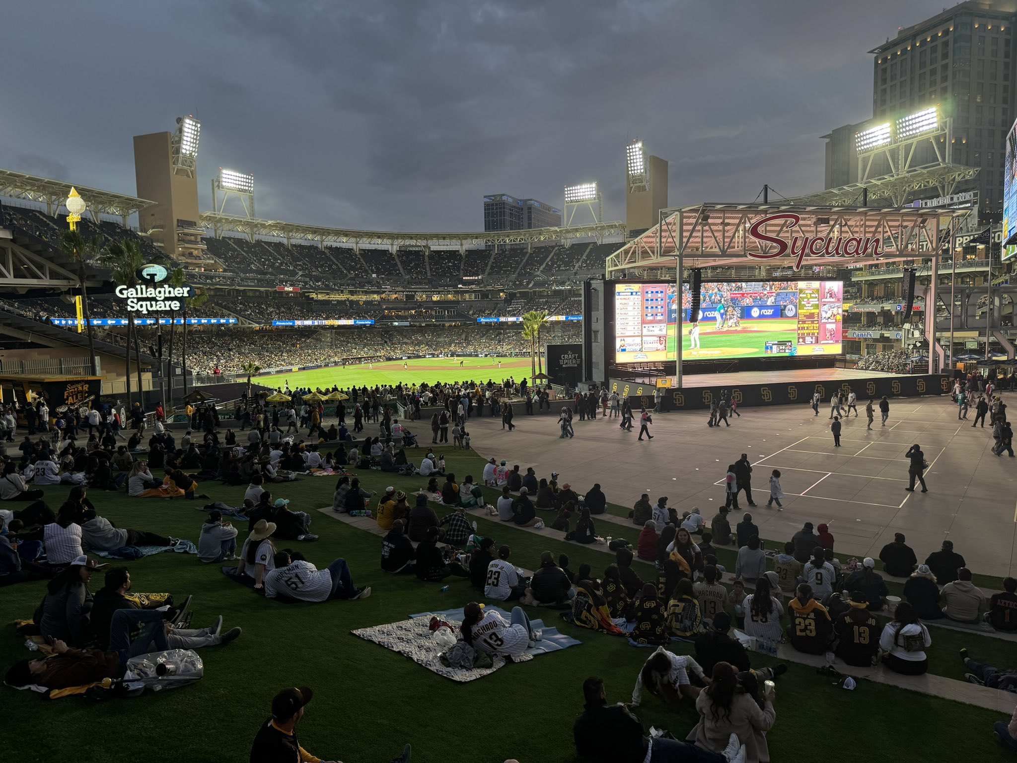 Tony Terrace Images Melanie And Tony | Midtown Loft And Terrace