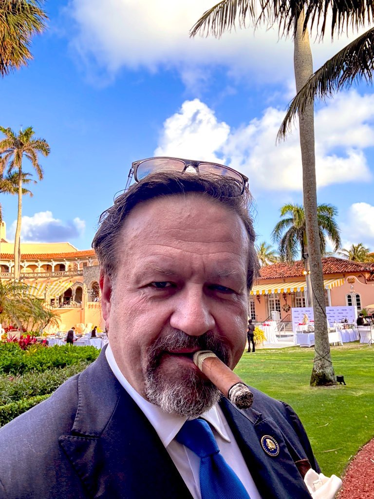 Sarah Rook's Instagram, Twitter & Facebook on IDCrawl