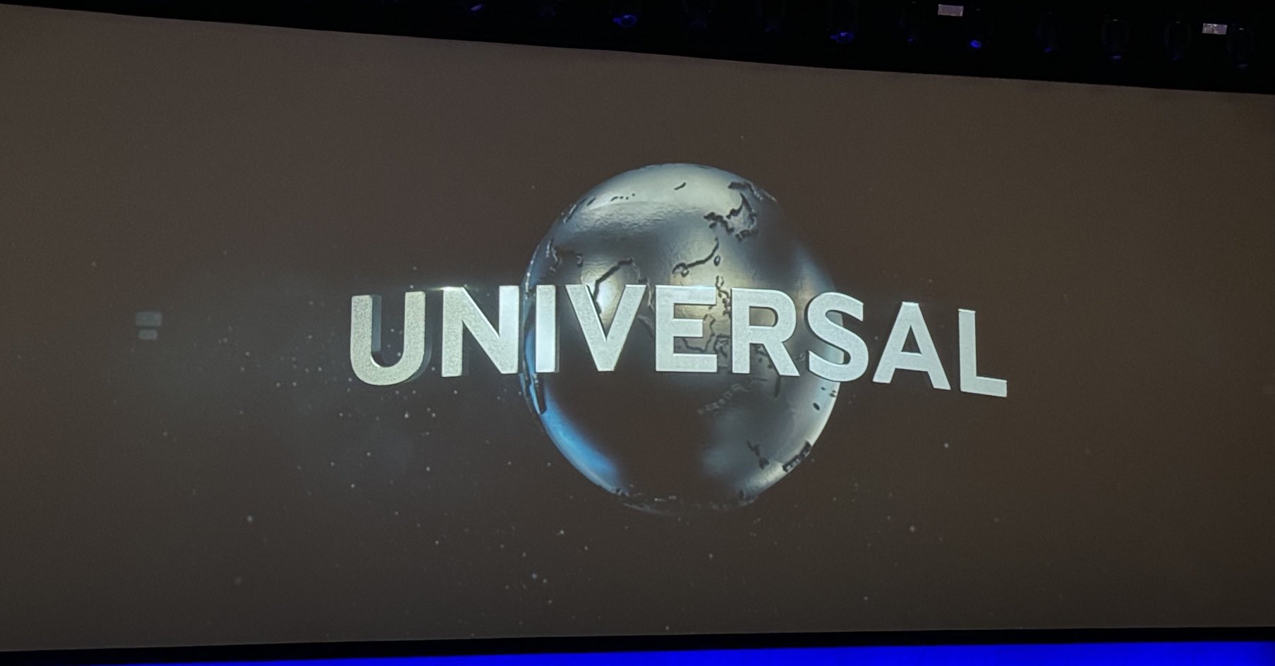 Universal Logo Universal 1440 Entertainment Audiovisual Identity