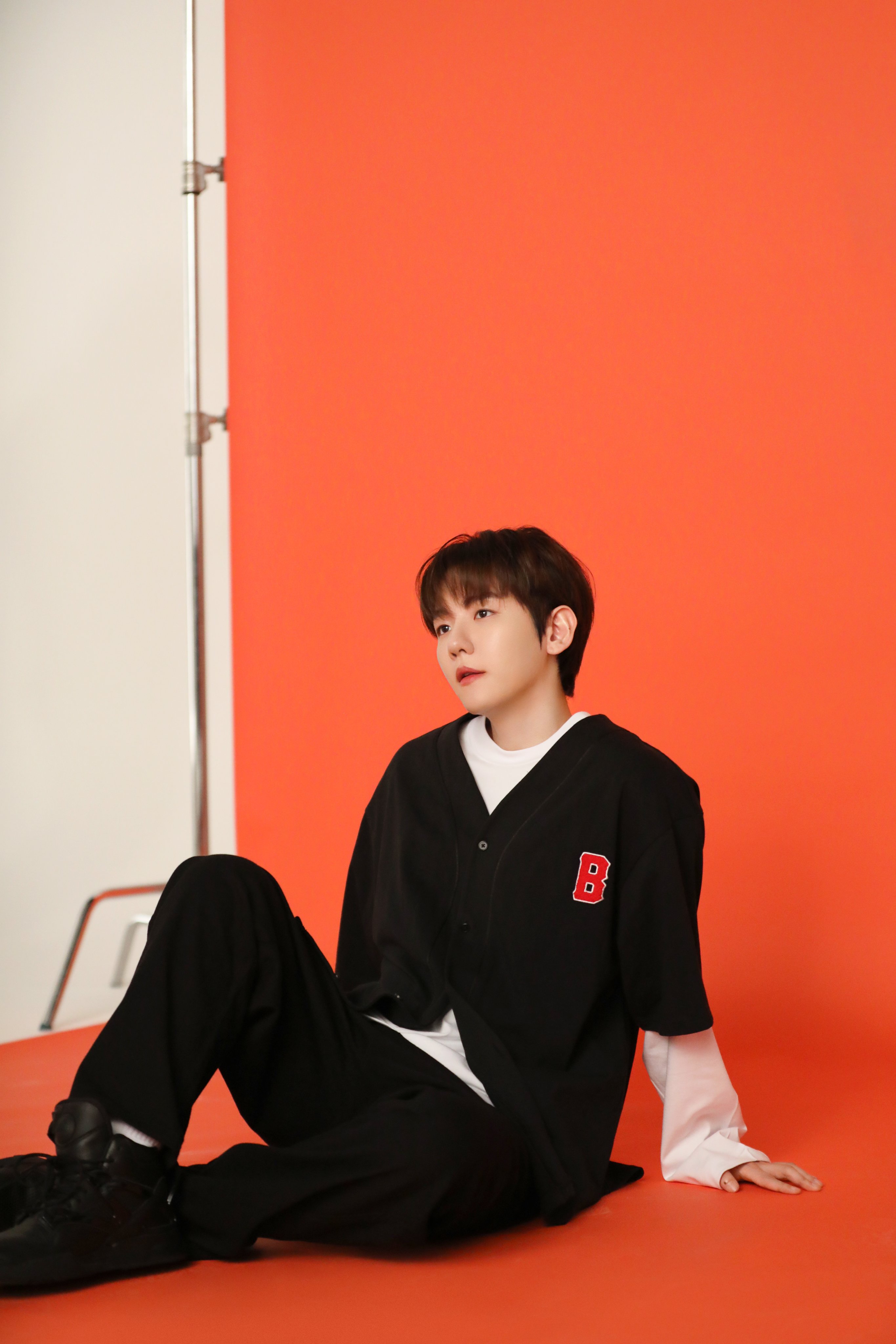 Baekhyun x BENCH, the Global Ambassador for a clothing brand in the ...