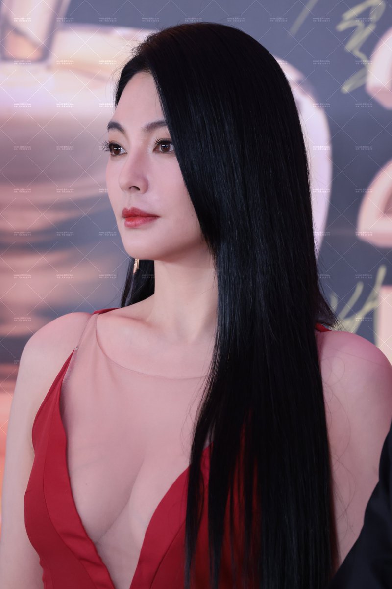 张雨绮圆润深V红裙凉高生图写真，有特写，有水印 [108P+1.51G] #明星写真 #明星生图 #生图 #明星 #张雨绮 No.mx770 @yuzhoumeinv 自购地址： #明星写真 ...