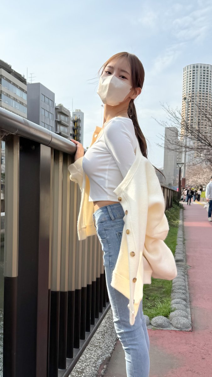 丸の内OLノかすみ(@OLnoKasumi) さんの裏垢画像・動画 – 裏垢女子ランキングナビ