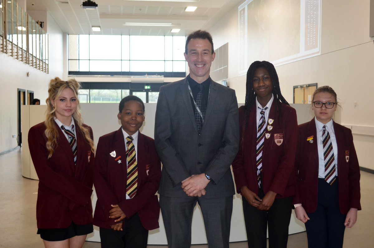 Headteacher's Welcome - Hertswood Academy