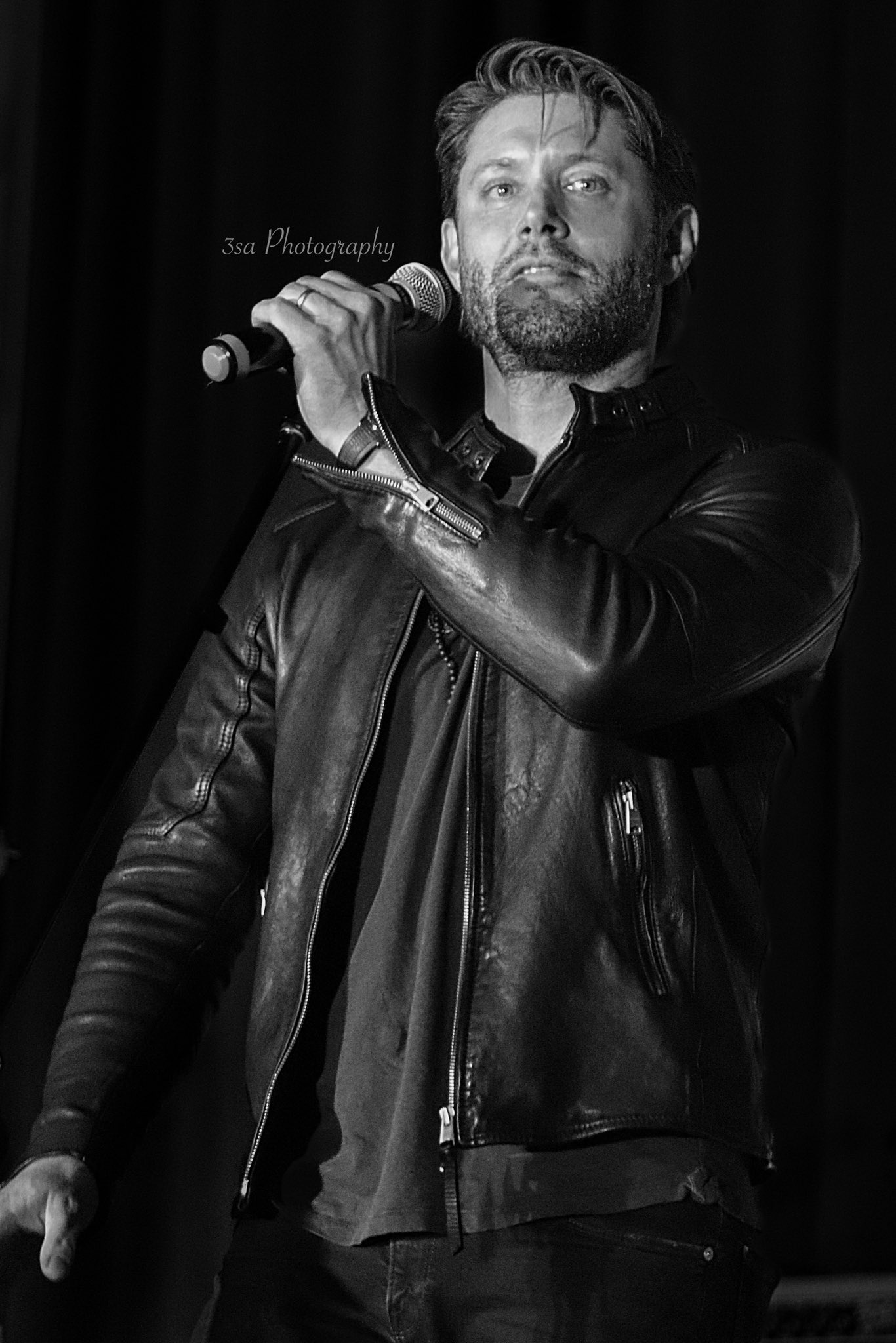Jensen Ackles Singing Jensen And Music Super Wiki