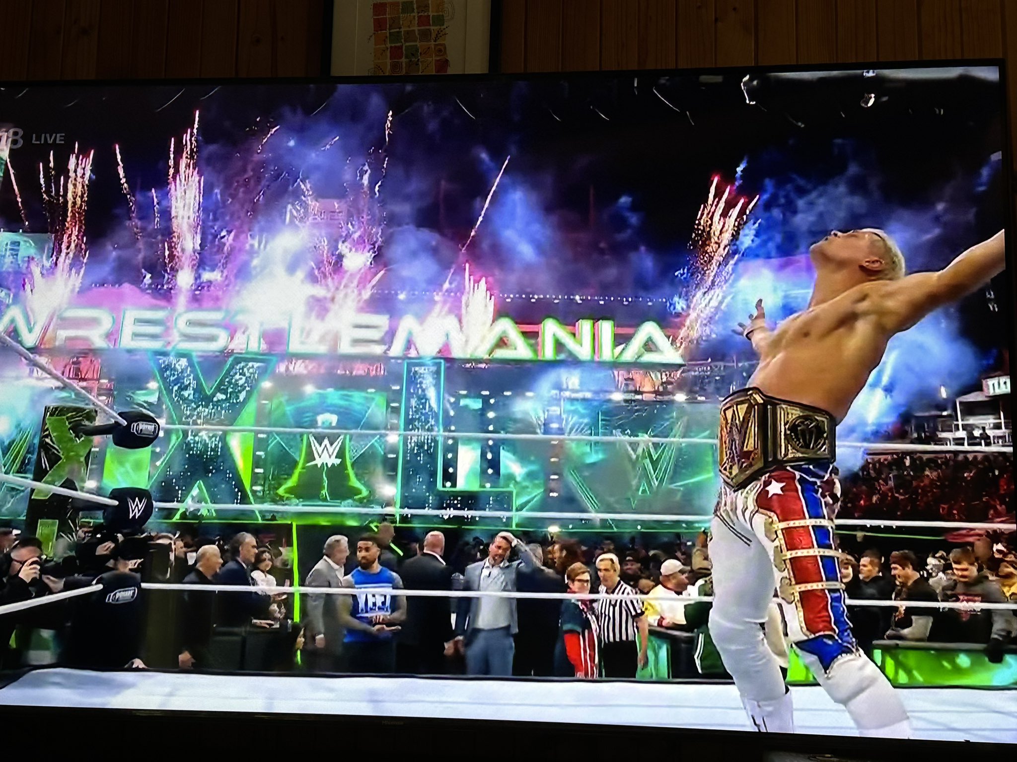 Undertaker Face Logo Wallpaper WWE Is Milking 'Shocked Undertaker Guy'