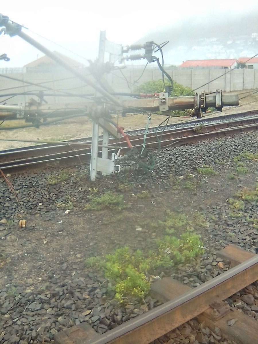 [CT WEATHER] The gale force winds in the Western Cape have affected the ...