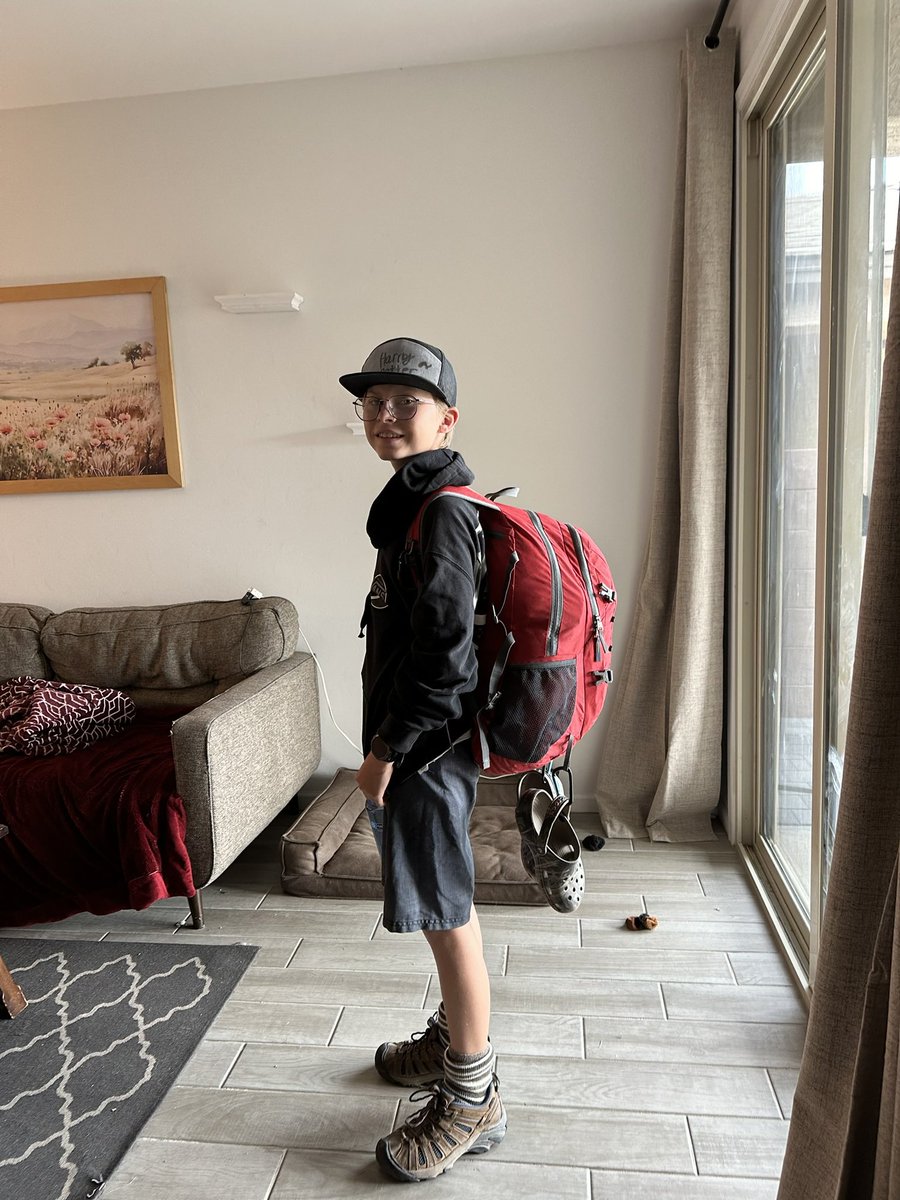 Reeves | GhostWriter's Threads – Thread Reader App