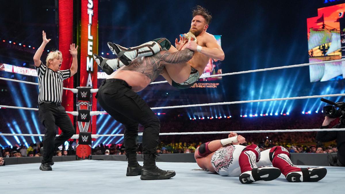 Wwe Daniel Bryan Roman Reigns Edge