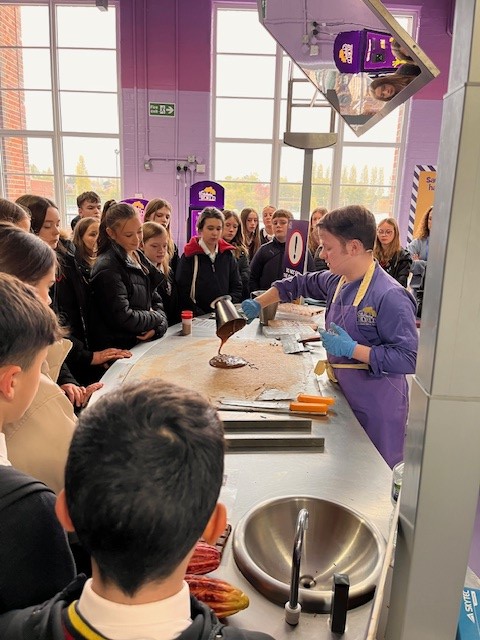 Yateley School – Learning together – Empowered for life