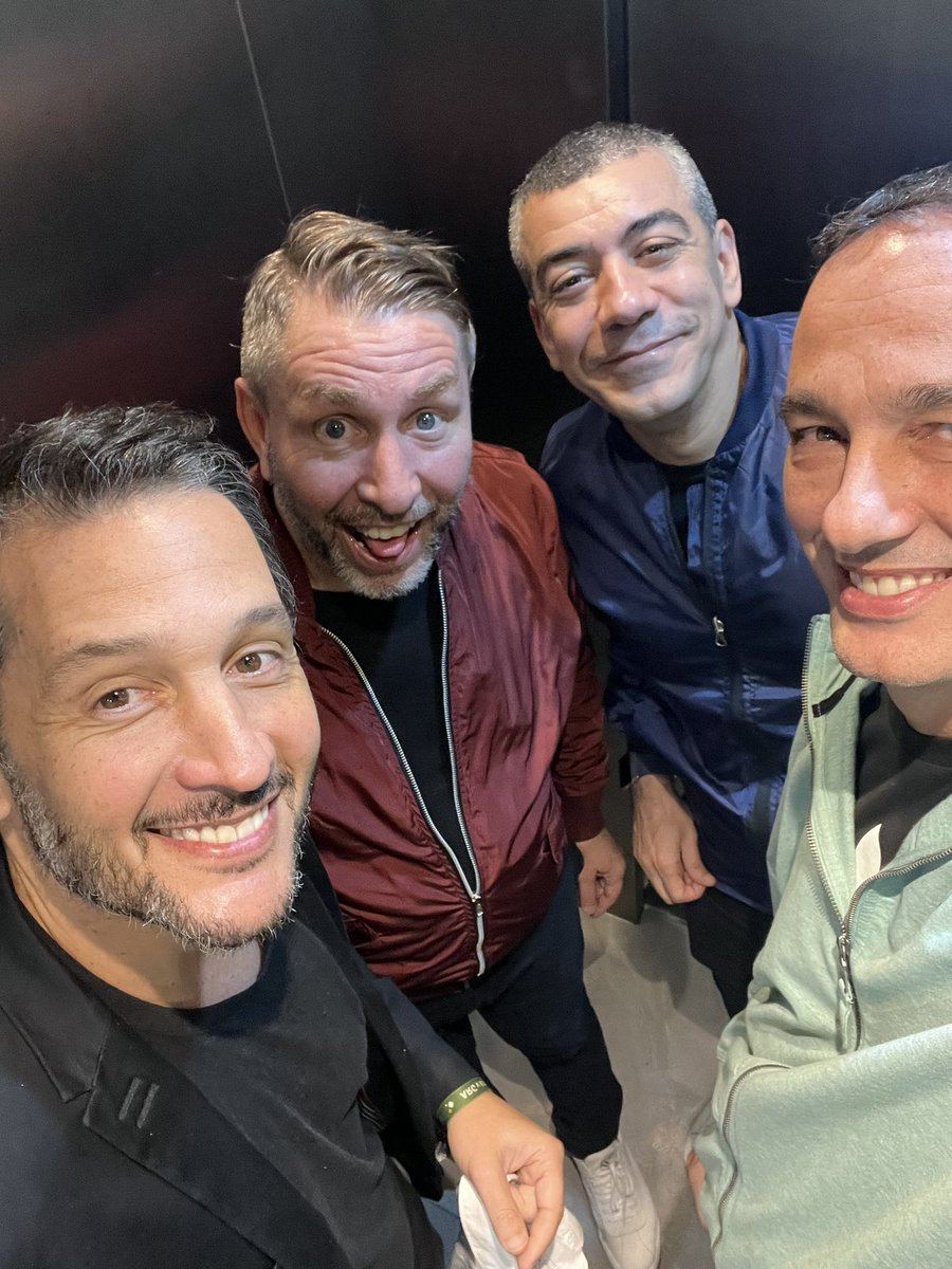 Mario Santacruz's Instagram, Twitter & Facebook on IDCrawl
