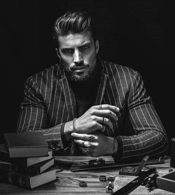 Body language is a powerful tool that SPEAKS volumes without saying a ...