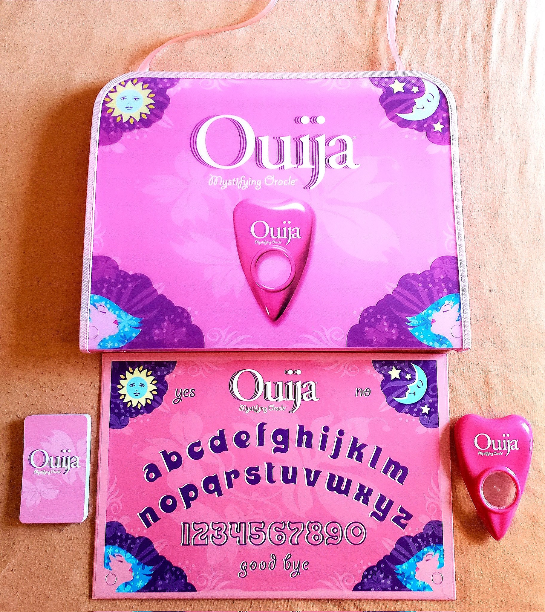 Ouijaboardpinkhasbromystifying1