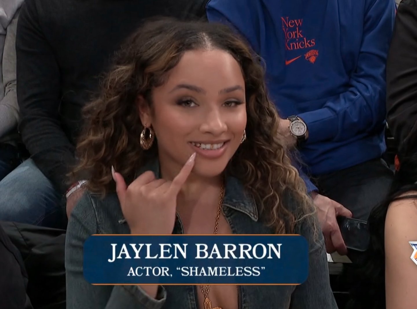 Jaylen Barron E Comportamento Estupido ホルティ