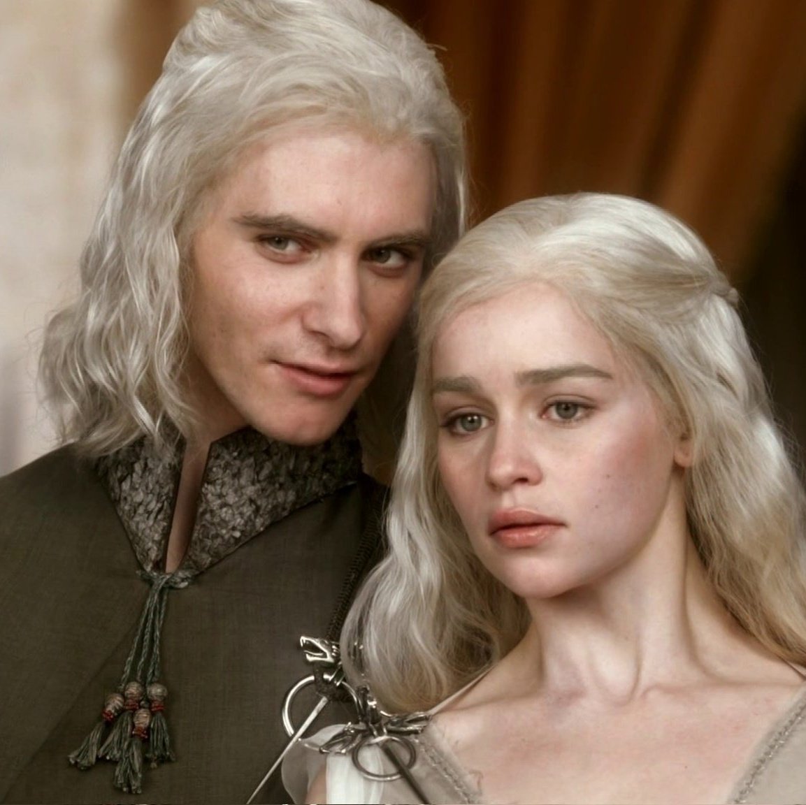 Emilia Clarke Y Harry Lloyd Game Of Thrones' Cast: Then Vs. Now
