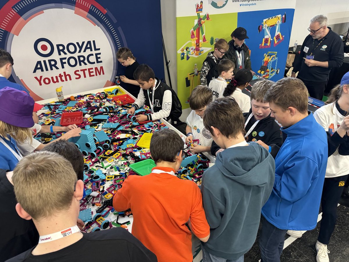 RAISING ROBOTS – AUTHORISED LEGO® EDUCATION PARTNER – AUTHORISED LEGO ...