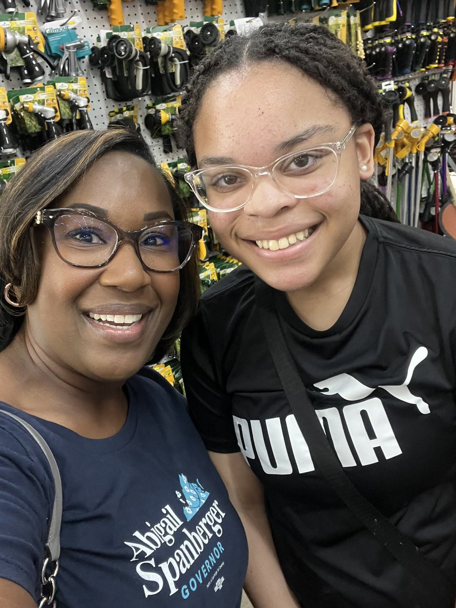 Kimberly Pope's Instagram, Twitter & Facebook on IDCrawl