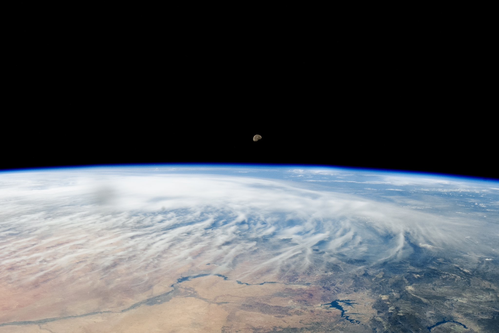 Birds Eye View Of Earth From Moon Our Changing View Of Earth From