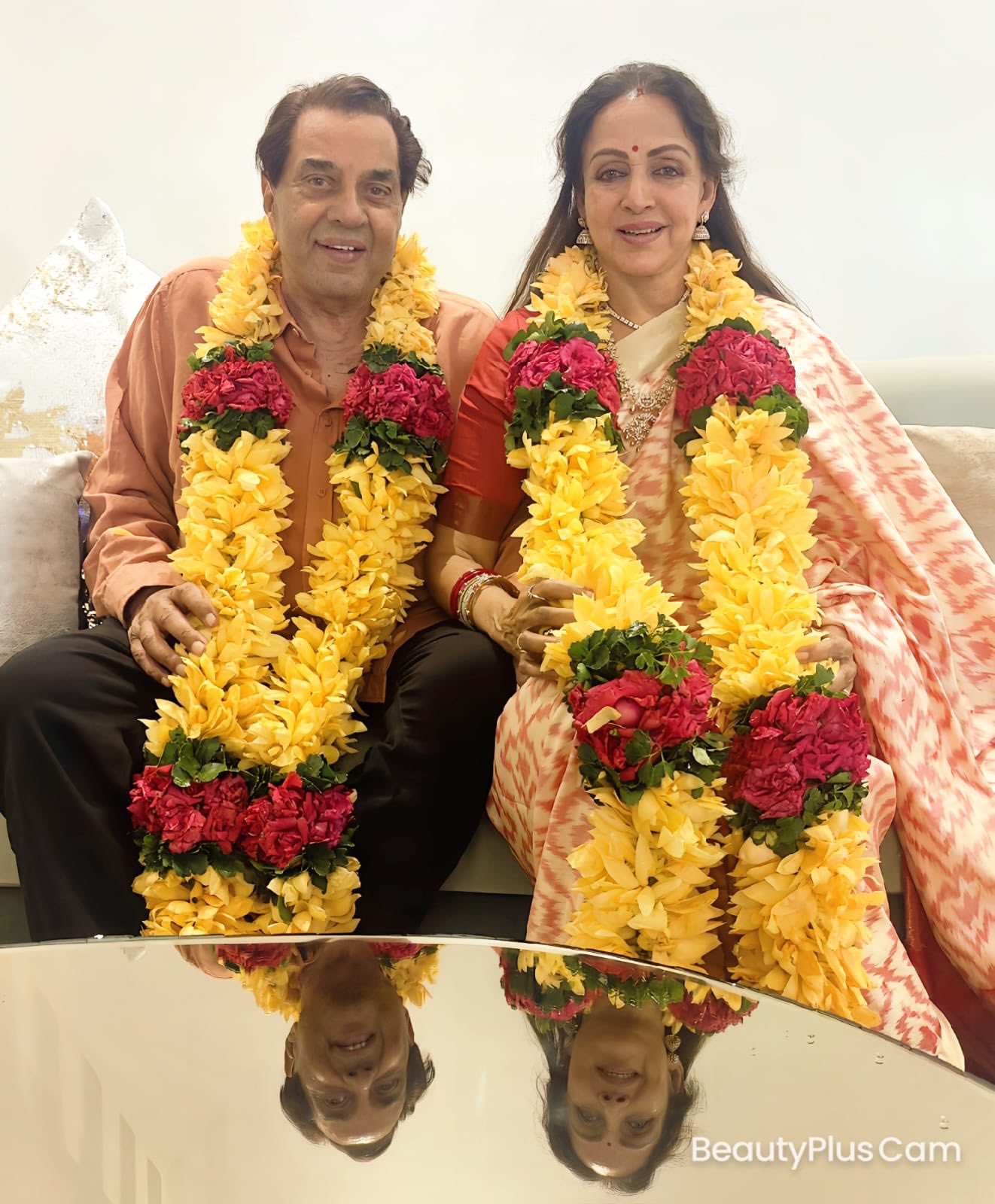Dharmendra and Hema Malini relive memorable moments on 44th wedding anniversary