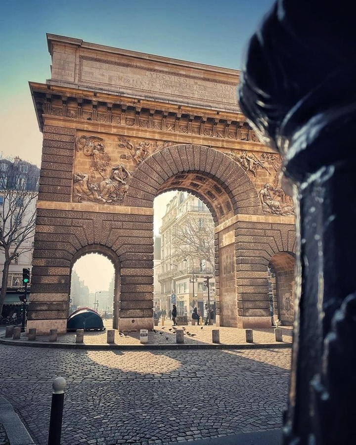The 5 Triumphal Arches of Paris 🇫🇷 A Thread 🧵 Did you know that Paris ...