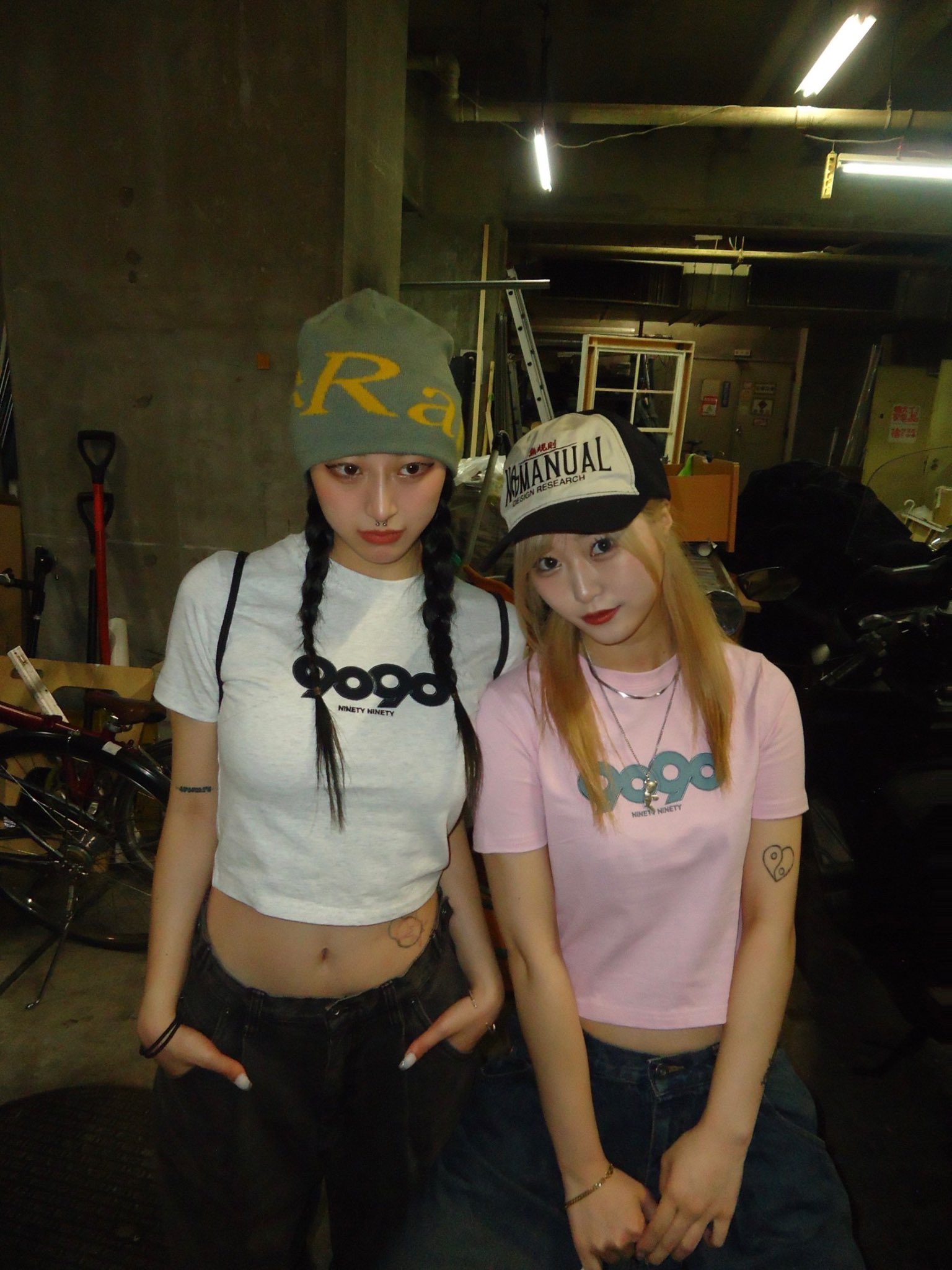 9090 (@9090_store) / X 9090 (@9090_store) / X