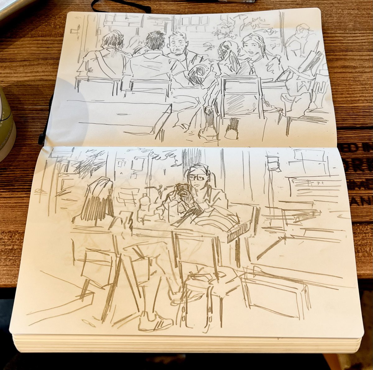 「misc cafe sketches 🙂‍↔️🙂‍↔️🙂‍↔️ 」veroの漫画
