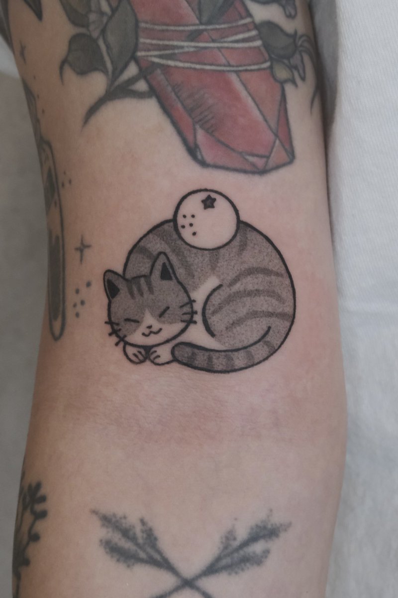 solo no humans tattoo :3 traditional media cat animal focus ...