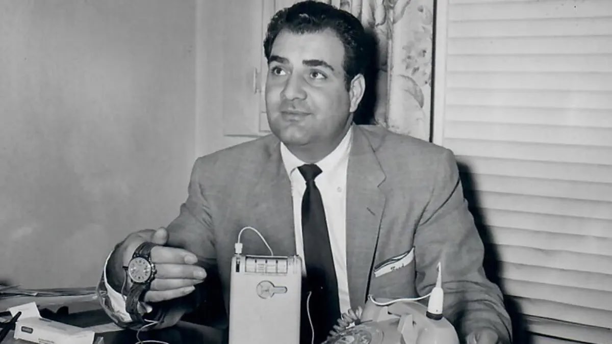 David Cranmer Underdown's Threads – Thread Reader App