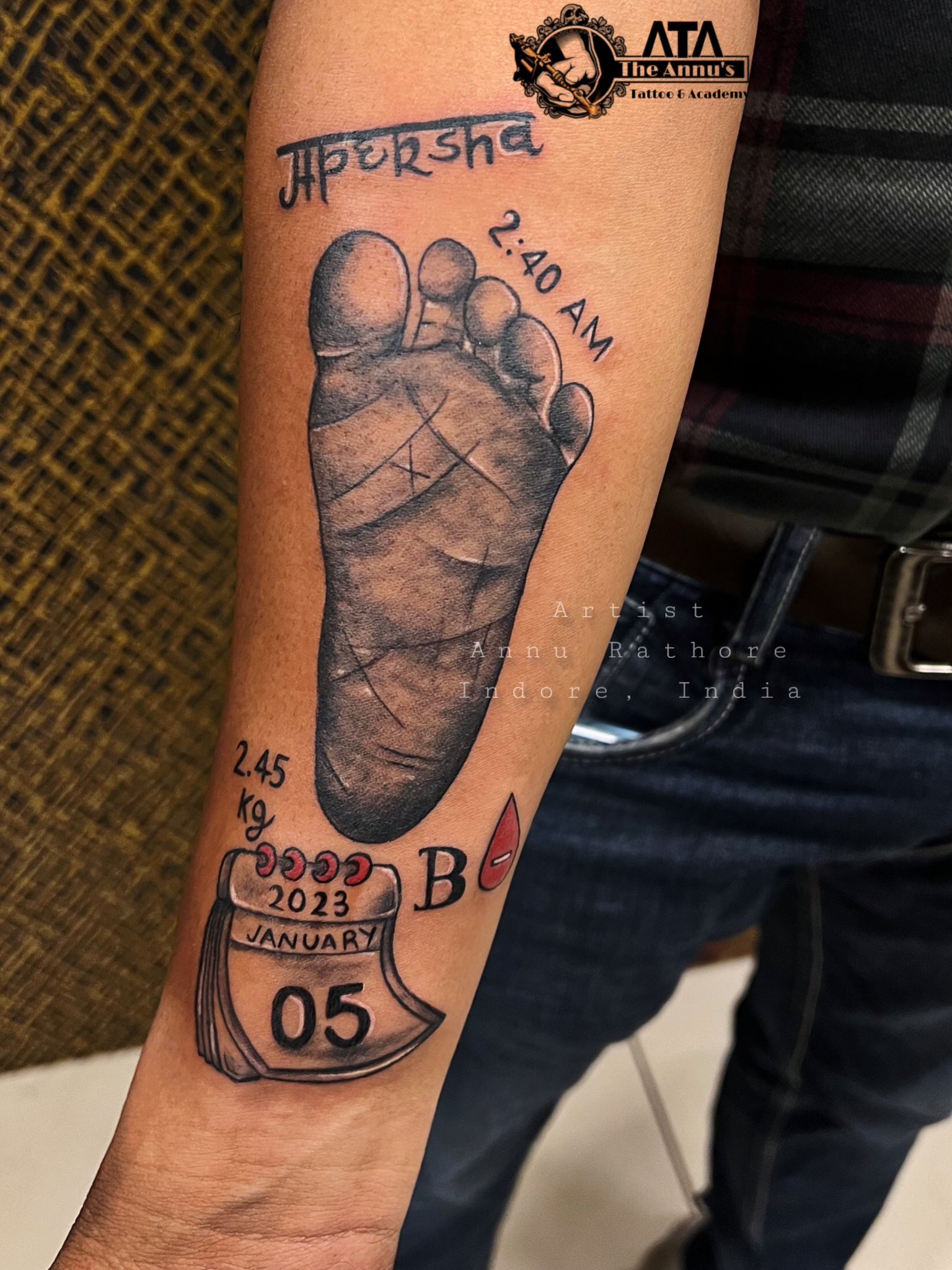 Tatu Baby Thigh Tattoos