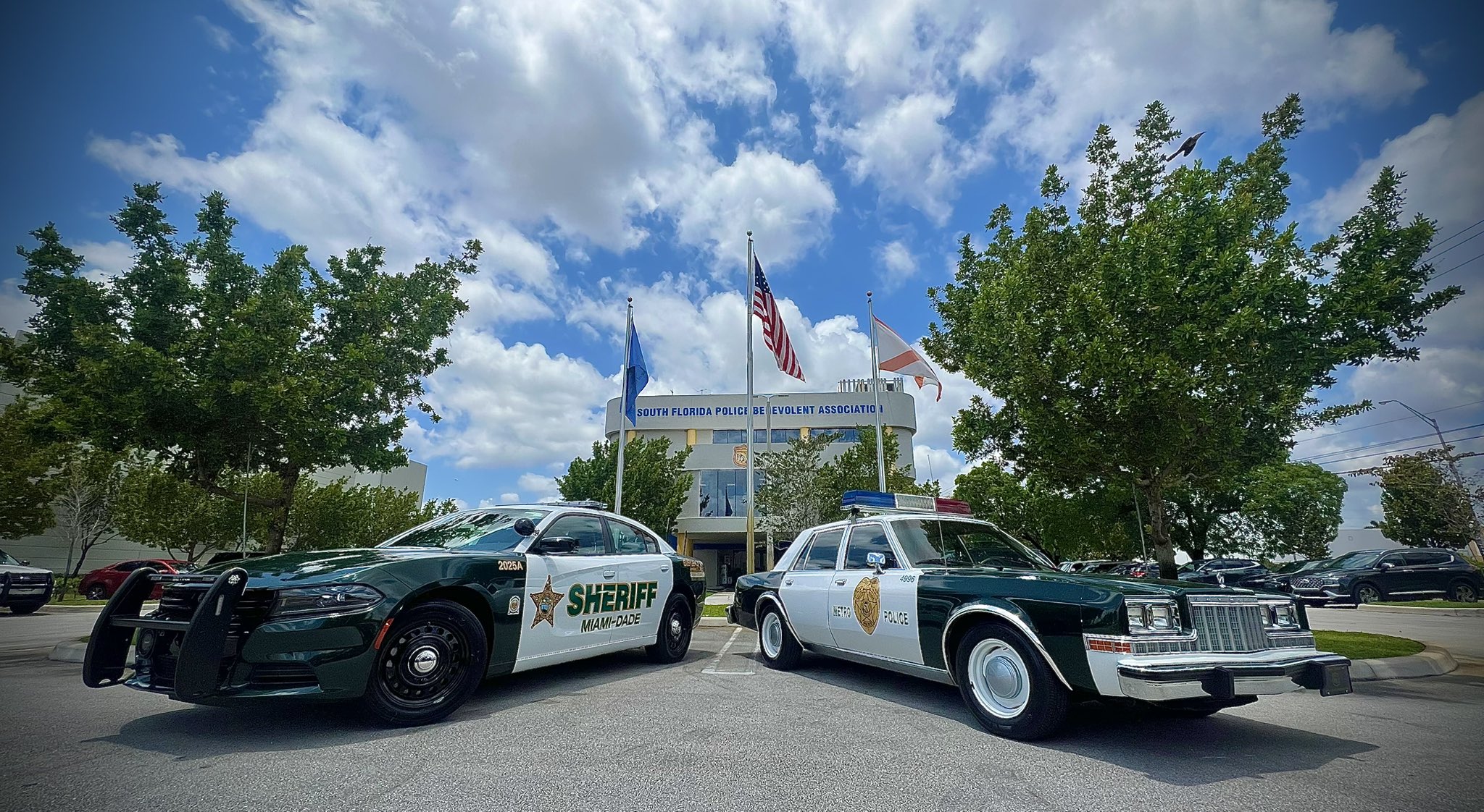 New Miami Police Cars Miami Dade Police Interceptor Footage