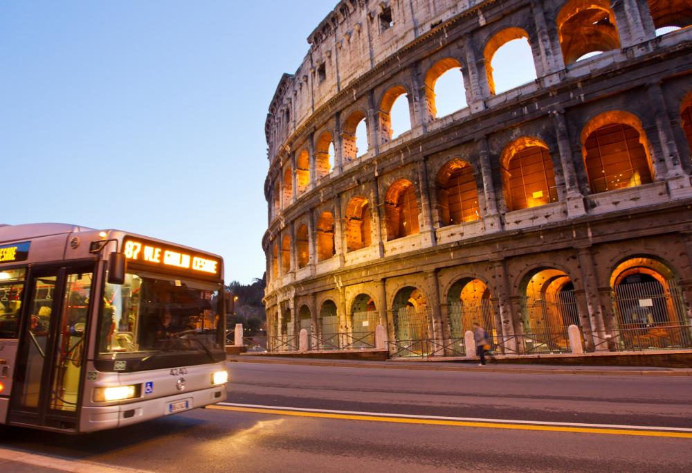 The most beautiful and unusual bus stops on Earth - a thread 🧵 1 ...