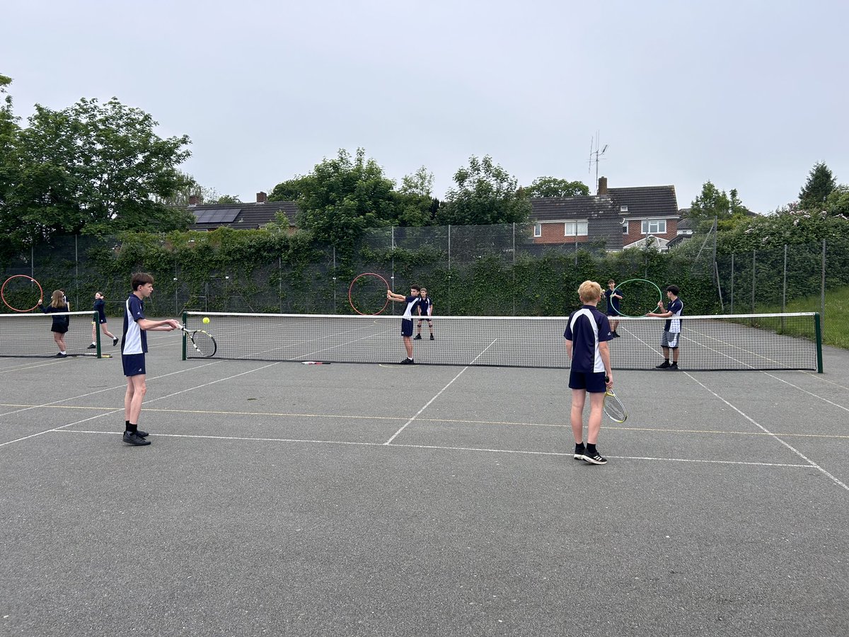 The Emmbrook School - Home