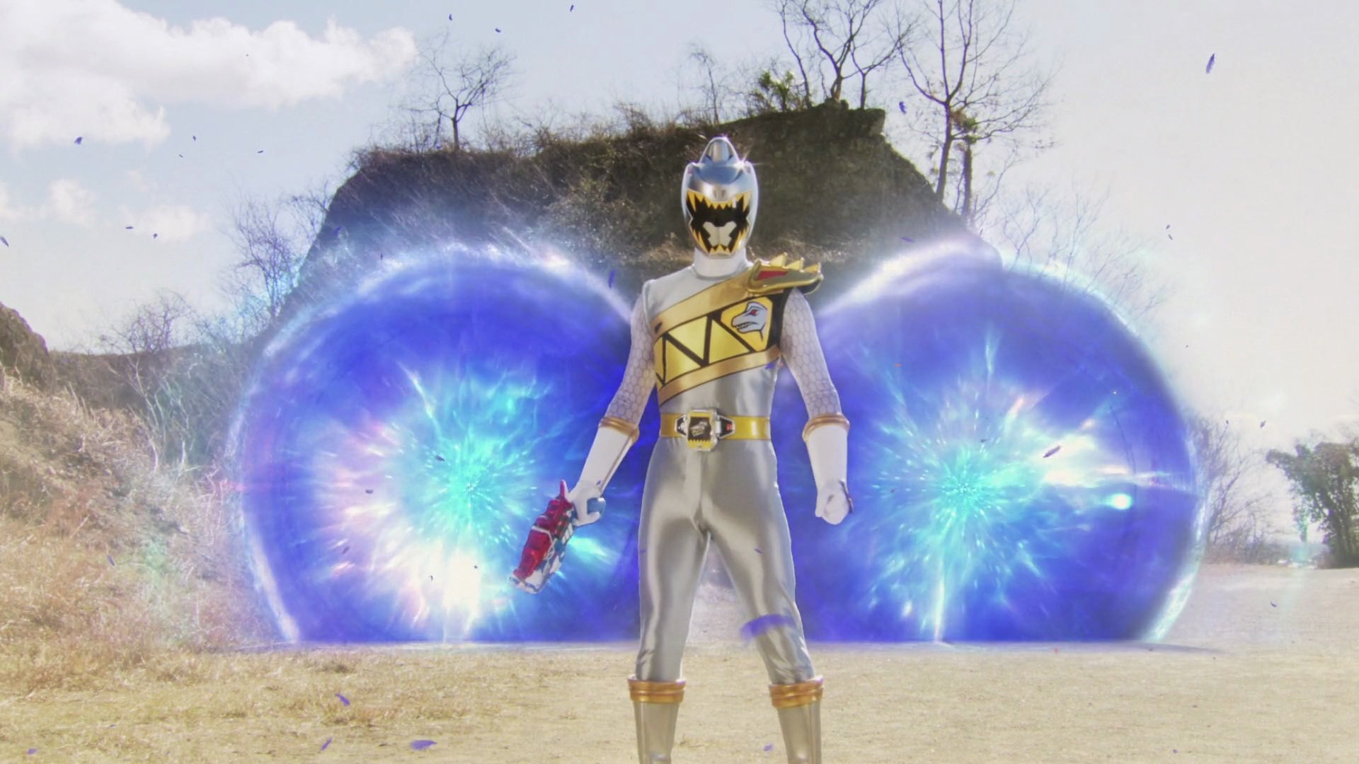 Kyoryuger Silver November Kyoryu Silver & Bragigas Scans