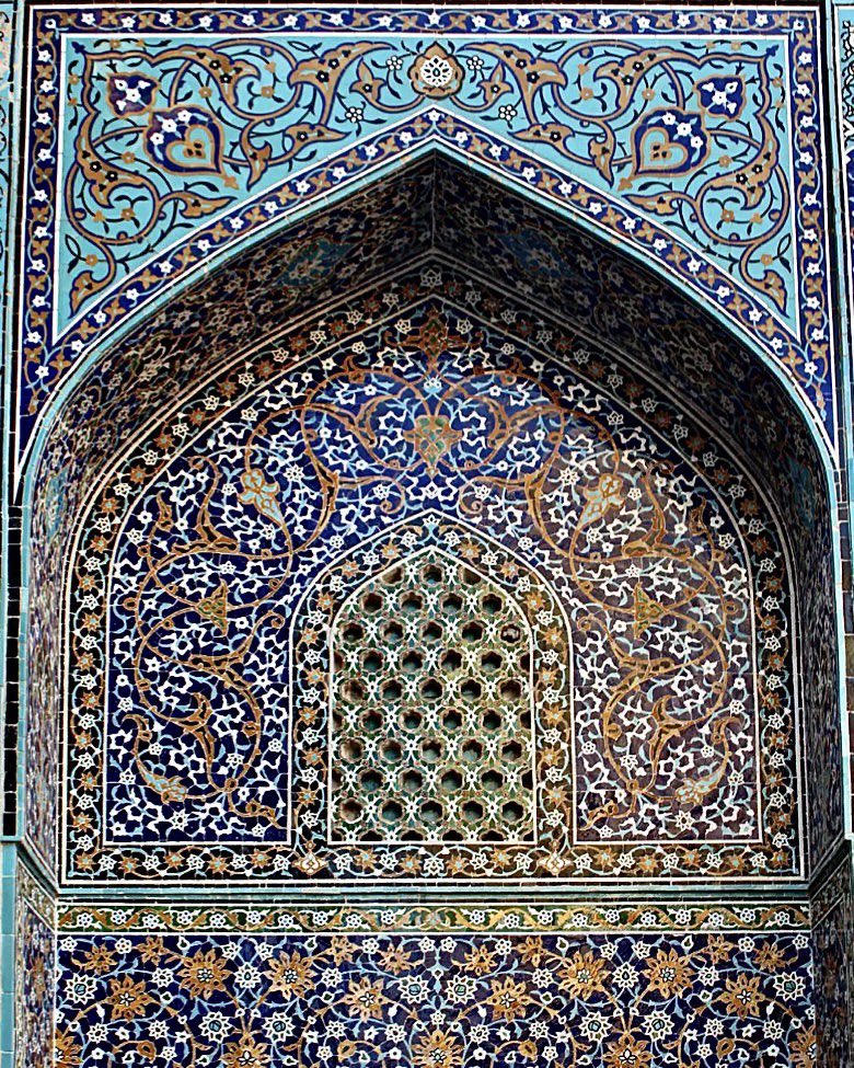 The beauty & complexity of Islamic geometric patterns is deeply ...