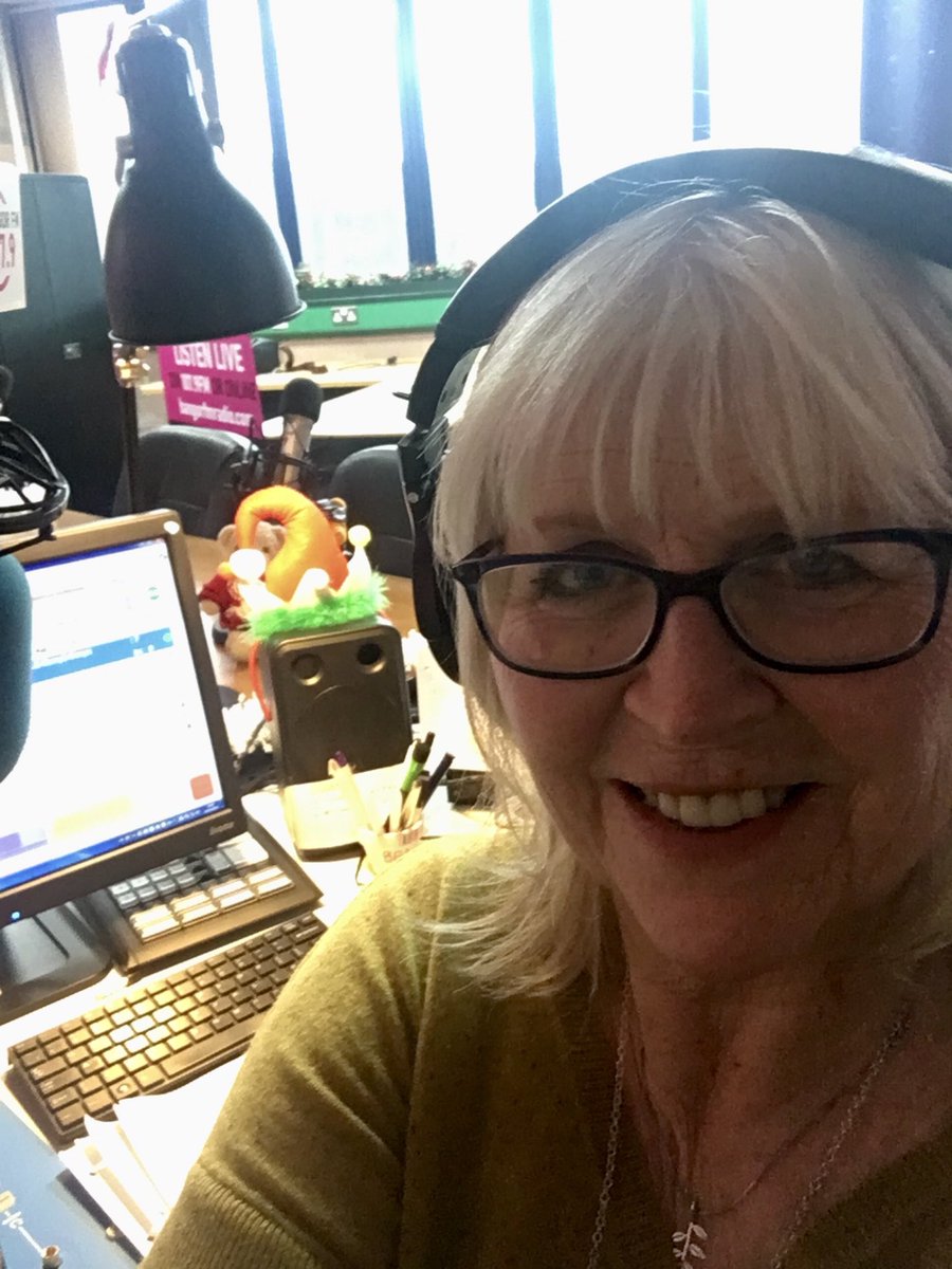 Jan Fox's Instagram, Twitter & Facebook on IDCrawl