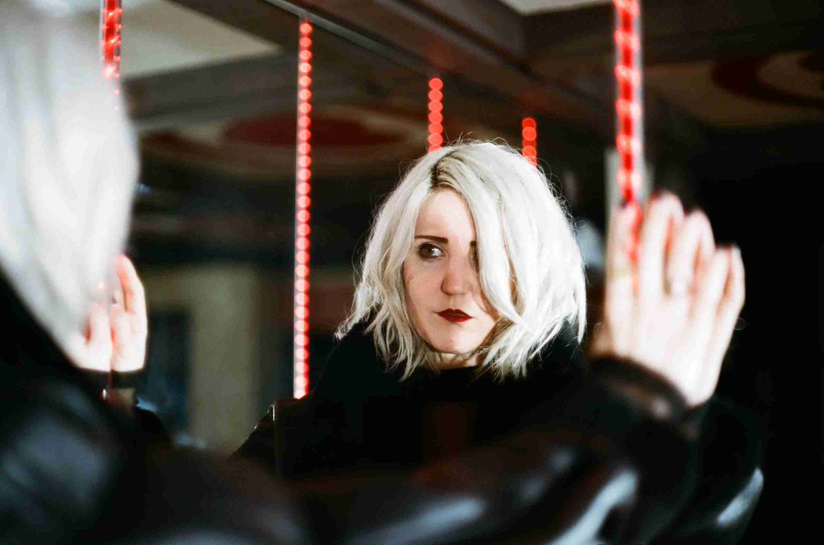 🧵 In the Panos Cosmotos film "Mandy" we are introduced to a cult leader ...