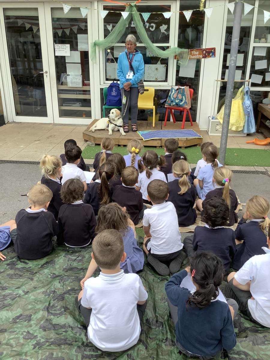 Welcome to St Leonard's Church of England Primary School (VC)