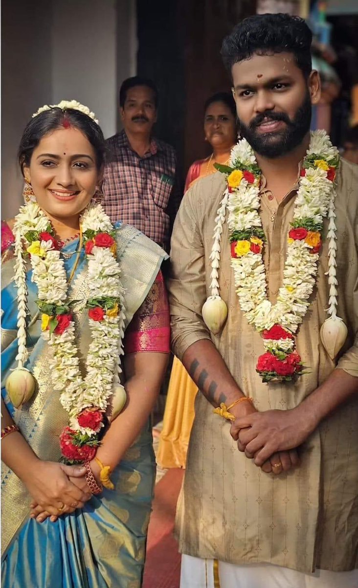 Meera Vasudevan Wedding Meera Vasudevan Wedding Pics | Meera Vasudevan