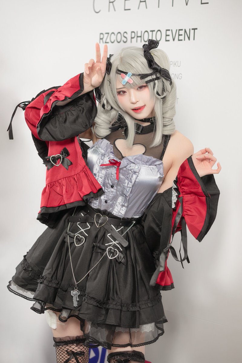 바보퇘깽이(@tkuber2424 ):2024 PLAY X4 홀로 라이브 - 사카마타 클로에 시루(@siru_0207)님. #playx4 #코스프레 #홀로라이브 ...