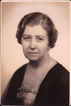 Sirhan at the Norconian or Did Thomas Pynchon know what happens in ...